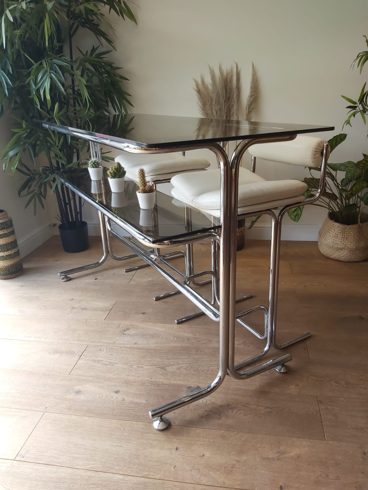 Pieff Eleganza Breakfast Bar/Cocktail bar designed by Tim Bates – Old ...