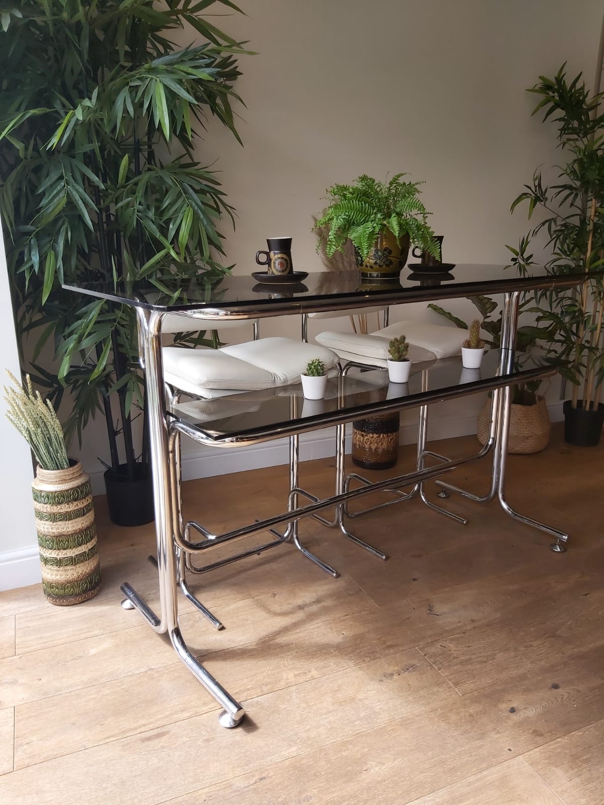 Pieff Eleganza Breakfast Bar/Cocktail bar designed by Tim Bates – Old ...