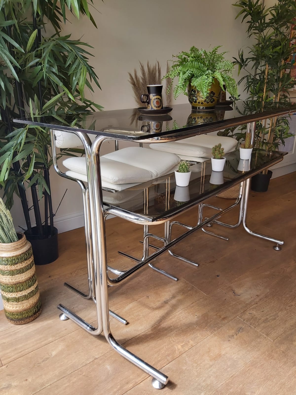 Pieff Eleganza Breakfast Bar/Cocktail bar designed by Tim Bates – Old ...